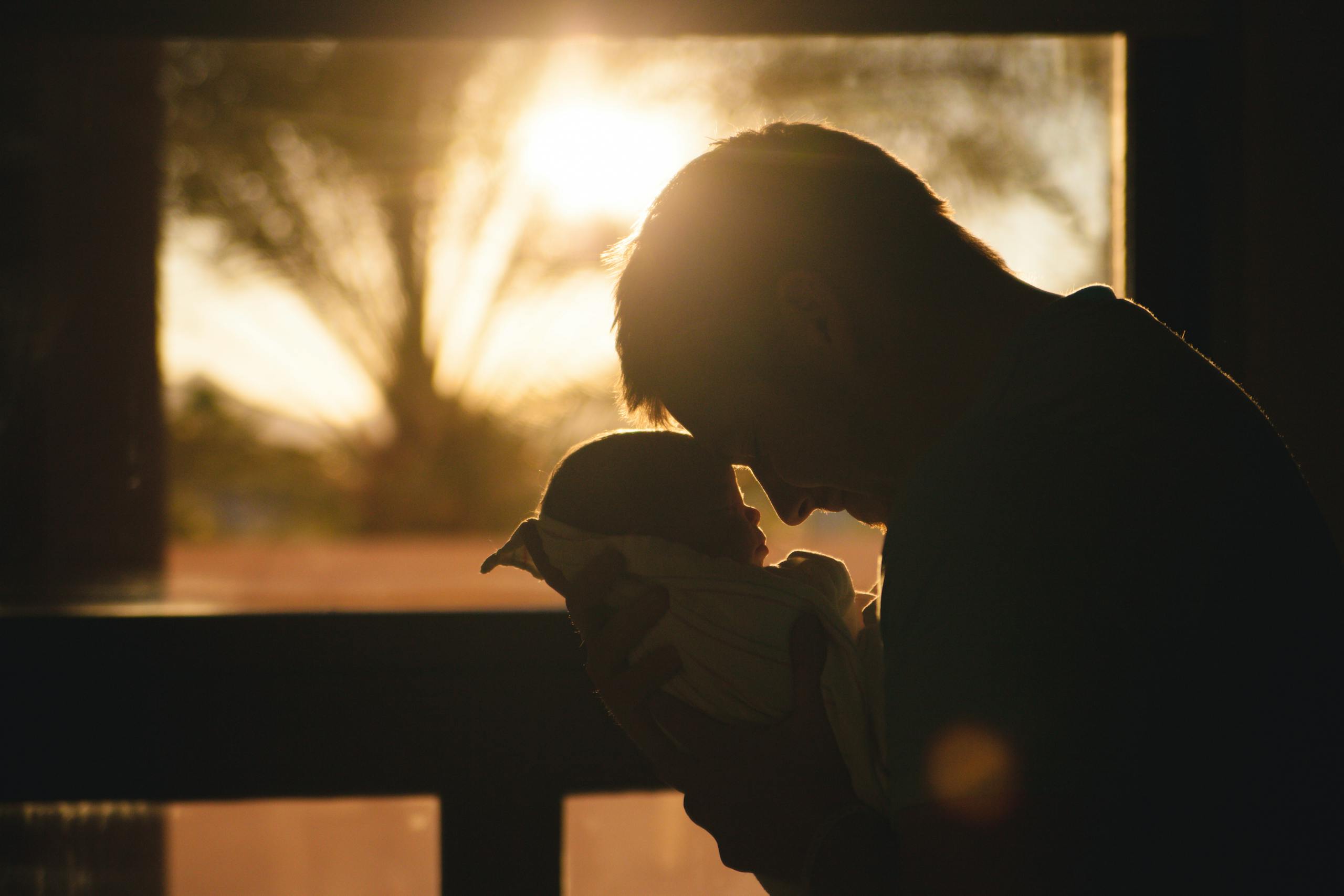 Sunlight and Newborns: Essential Guide for Safe Sun Exposure in Baby's ...